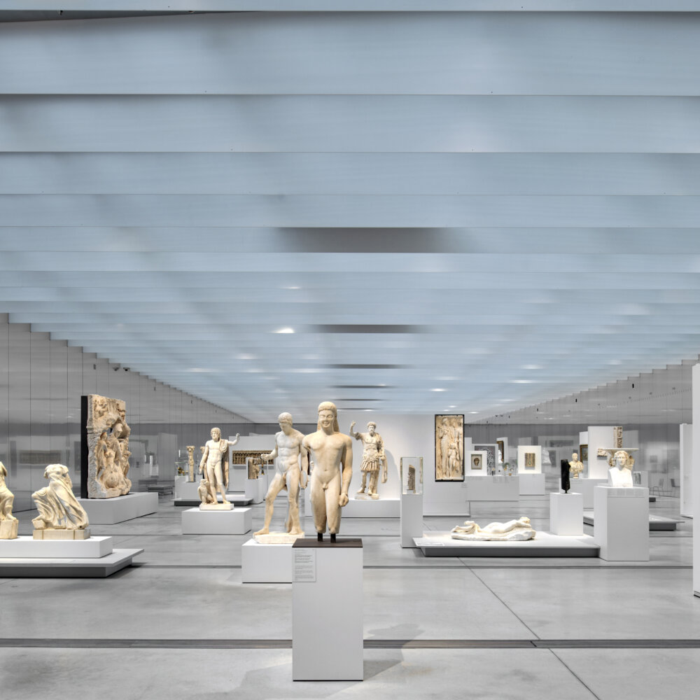 Louvre Lens - Projects - Goppion