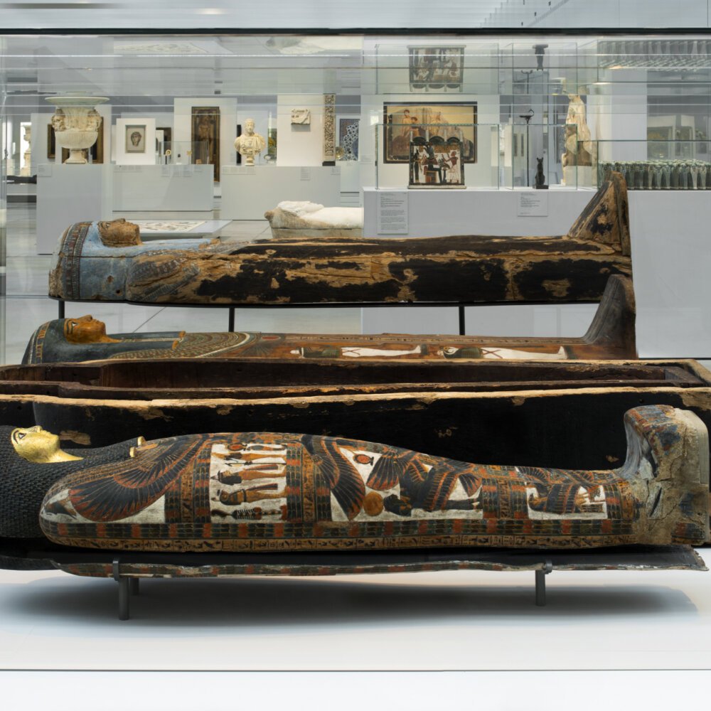 Louvre Lens - Projects - Goppion