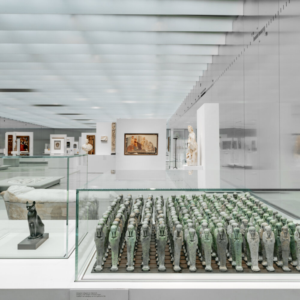 Louvre Lens - Projects - Goppion