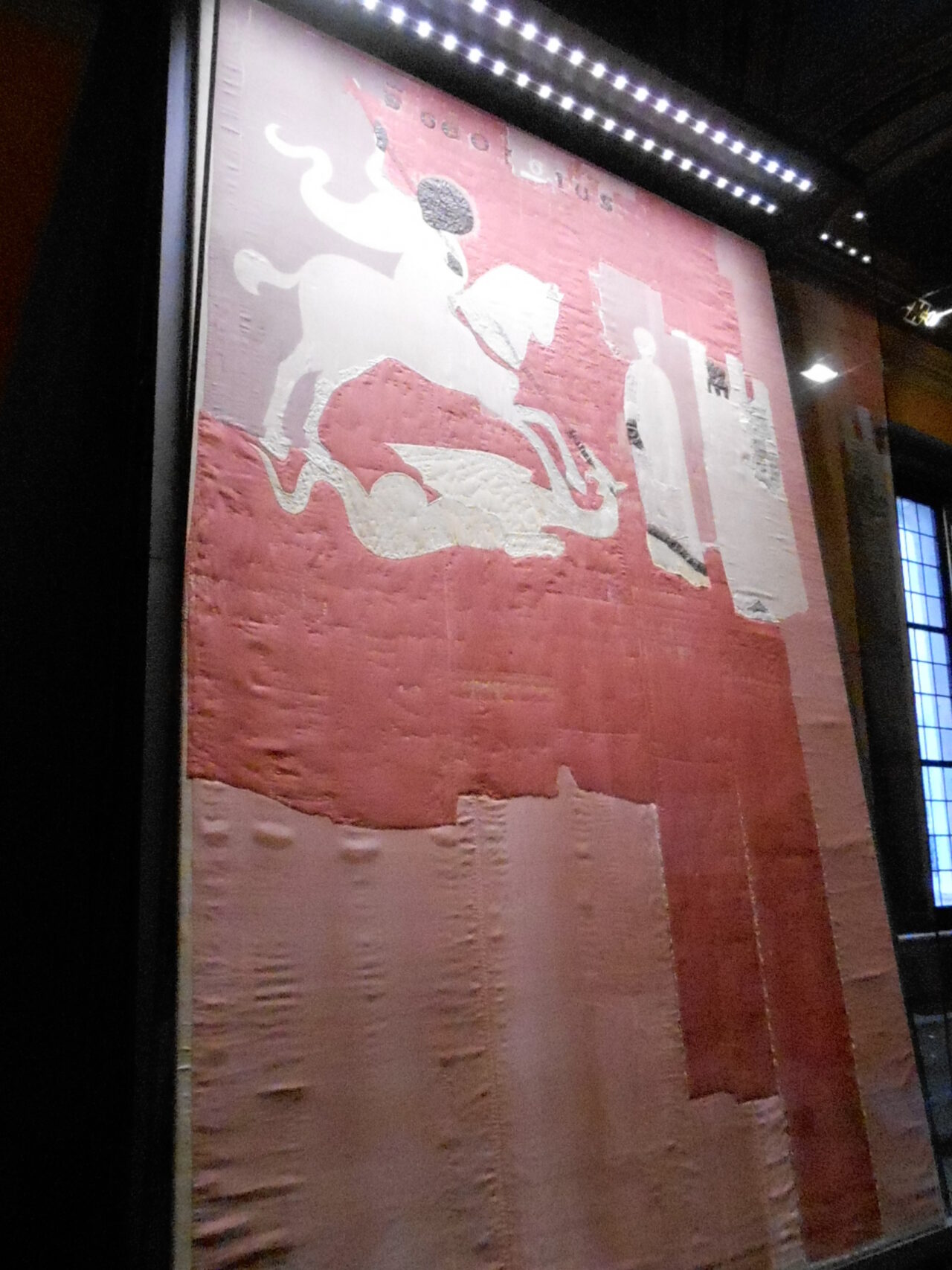 A new display case for the Saint George banner - The Goppion Journal ...