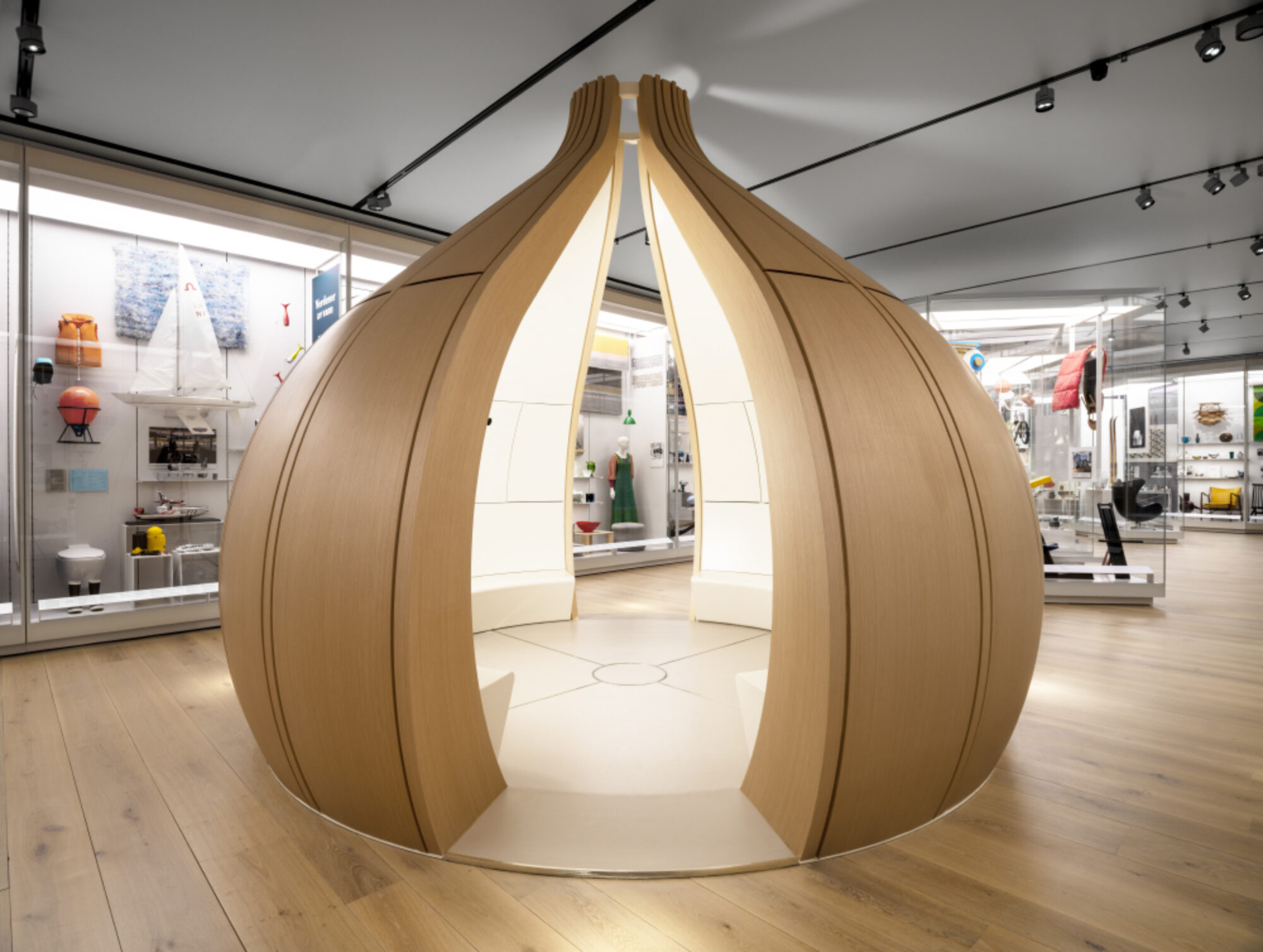 Audio visual installations, multimedia interactives, immersive ...