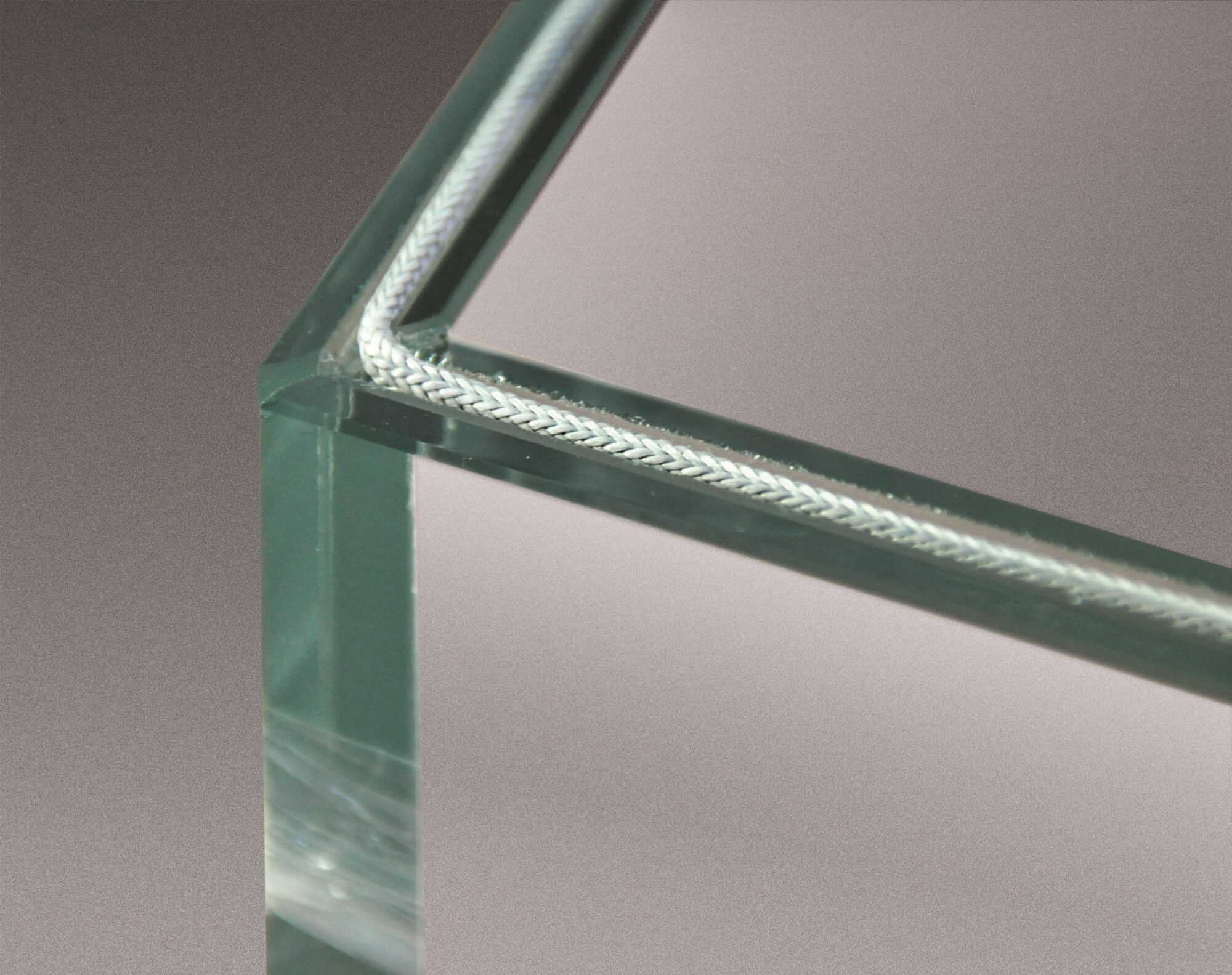 Anti-collapse system for glass panes in box cases - Technical ...